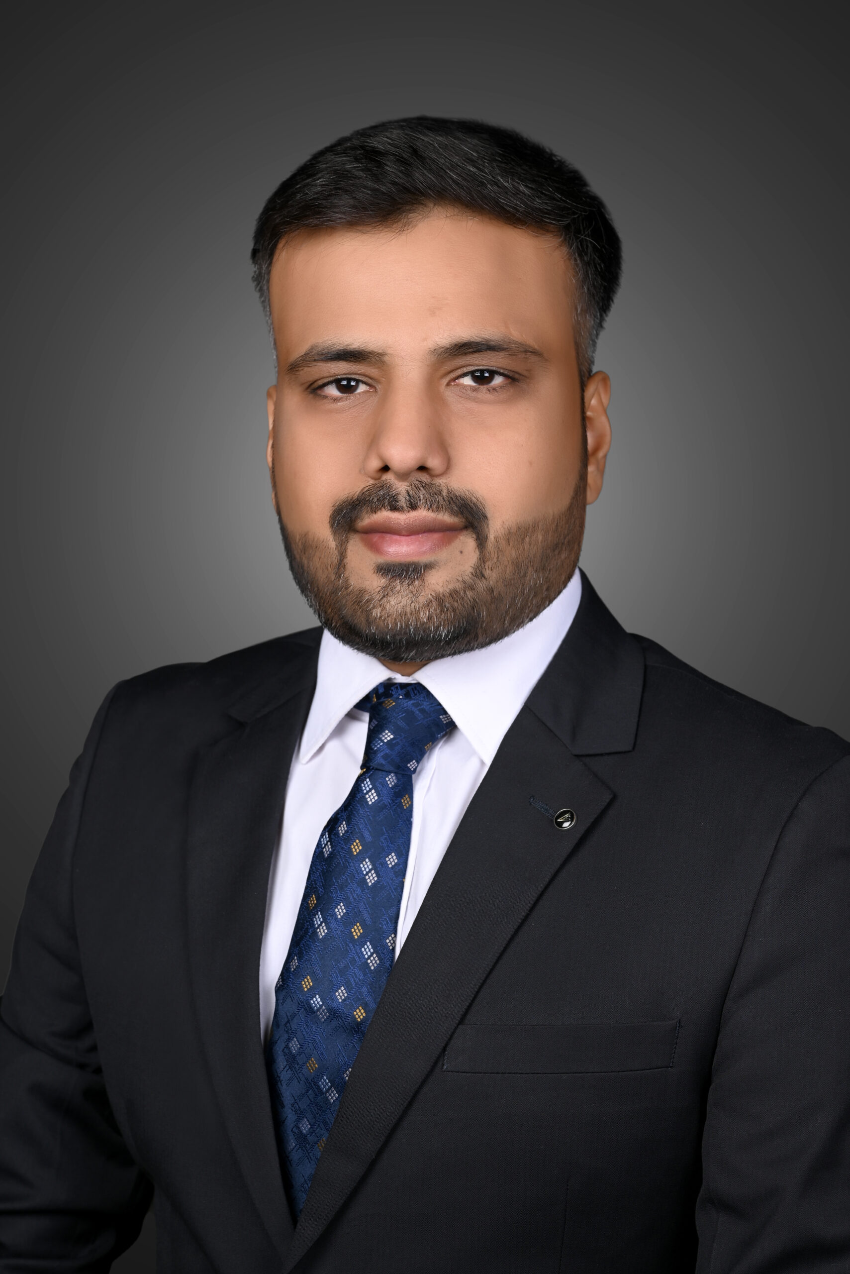 About Us – Arham AdvantEdge